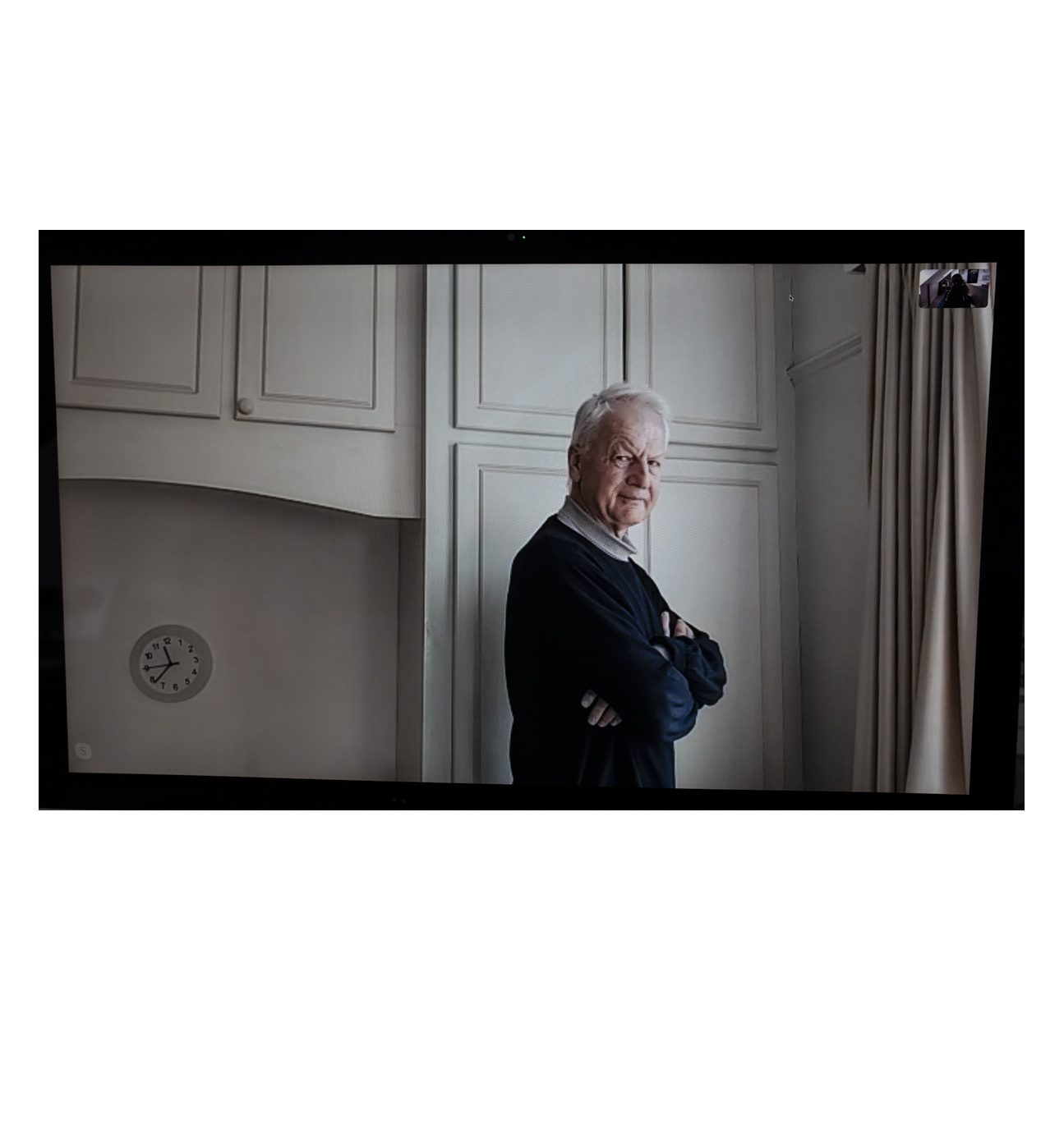 'Portraits at Social Distance', by photographer Fran Monks - Felicity ...